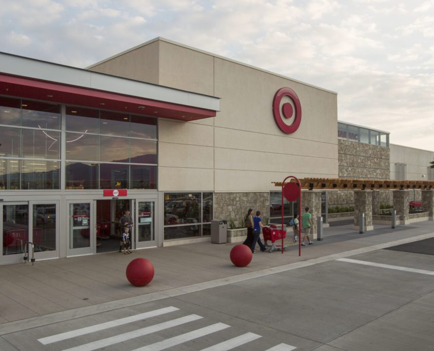 Target Kahului - Swinerton