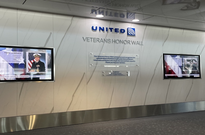 DEN United Airlines Concourse B Gates of the Future - Swinerton